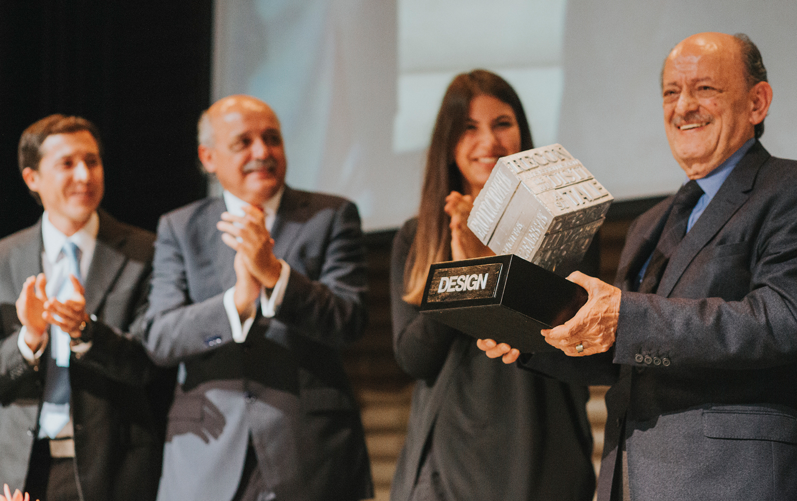 Trayectorias 2016: Daniel Camhi Montekio - México Design